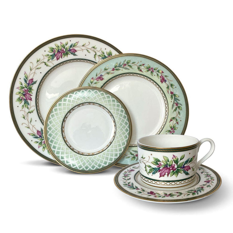Winter Holiday 20 Piece Dinnerware Set, Service for 4